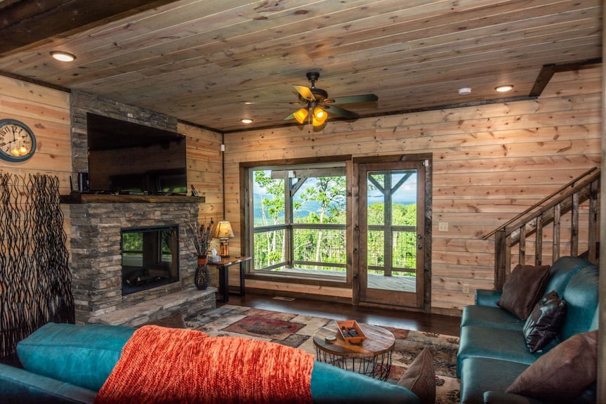 *Dinner Show Tickets* Newer Cobbly-nob 2br Cabin W/amazing Views, Fireplace, Pool Table, Wi-fi,pool* - Great Smoky Mountains National Park