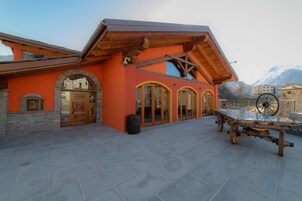 Fachada da propriedade