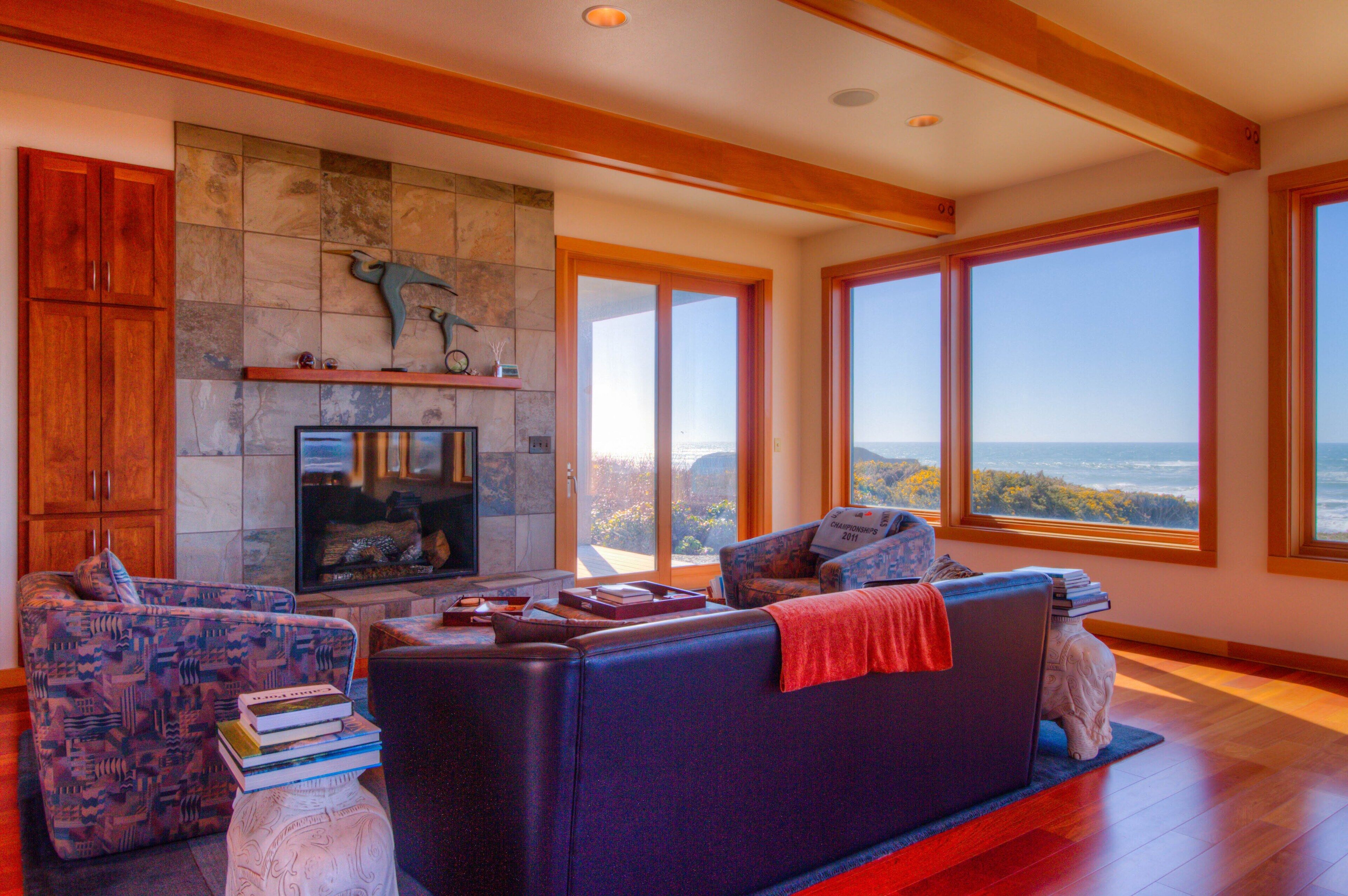 Unobstructed Oceanfront View At Face Rock - Bandon, OR