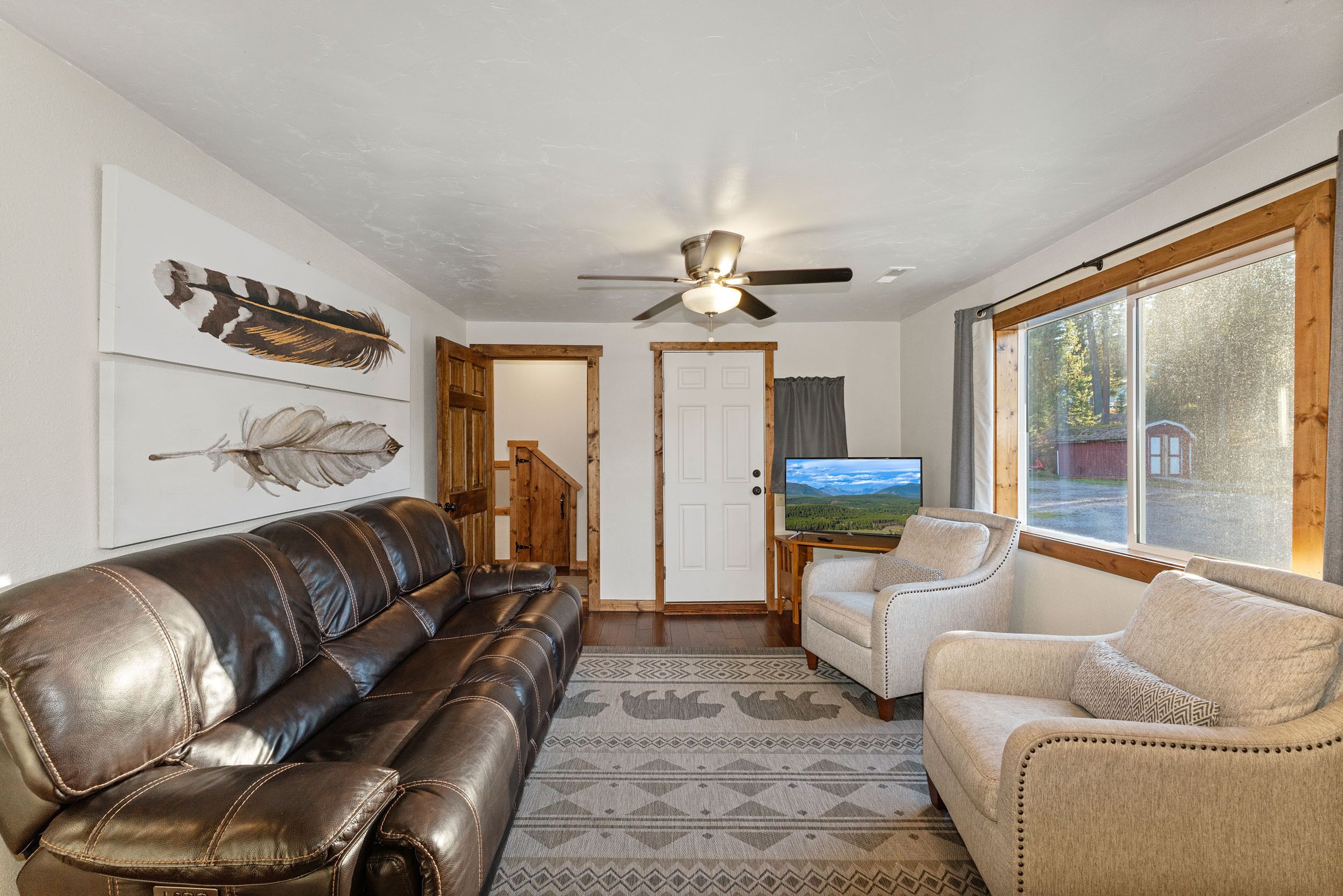 Blue Cabin At Spotted Bear Retreat - Montana