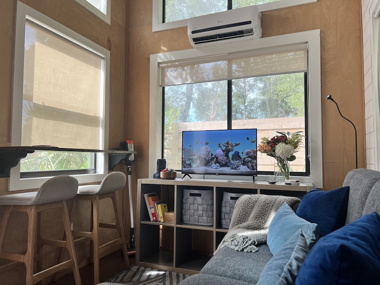 Awesome Tiny Home With Stock Tank Pool Near Downtown Pensacola - Pensacola, FL