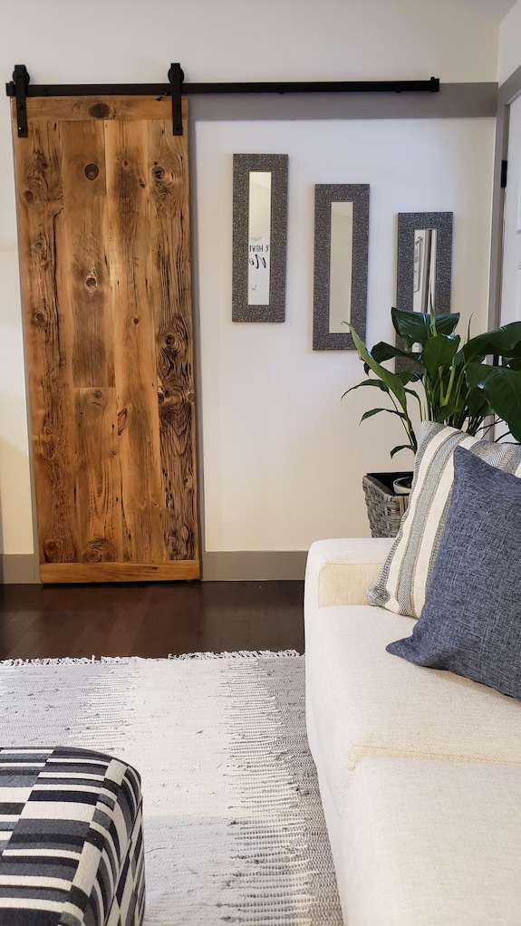 Cute&chic Lake George Escape (2bedroom/2bath W/parking) - Lake George, NY