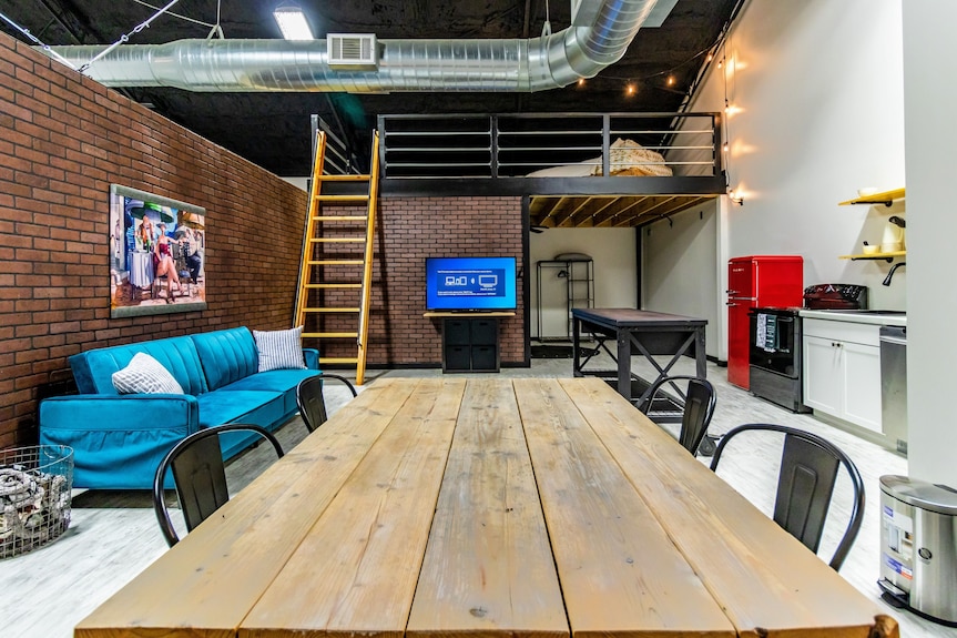 Bricktown Barbell Loft - Springdale, AR