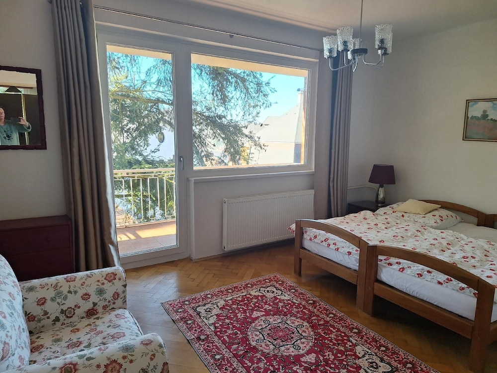 Ferienwohnung Karlsbad Für 2 - 4 Personen Mit 2 Schlafzimmern - Ferienhaus - Karlsbad