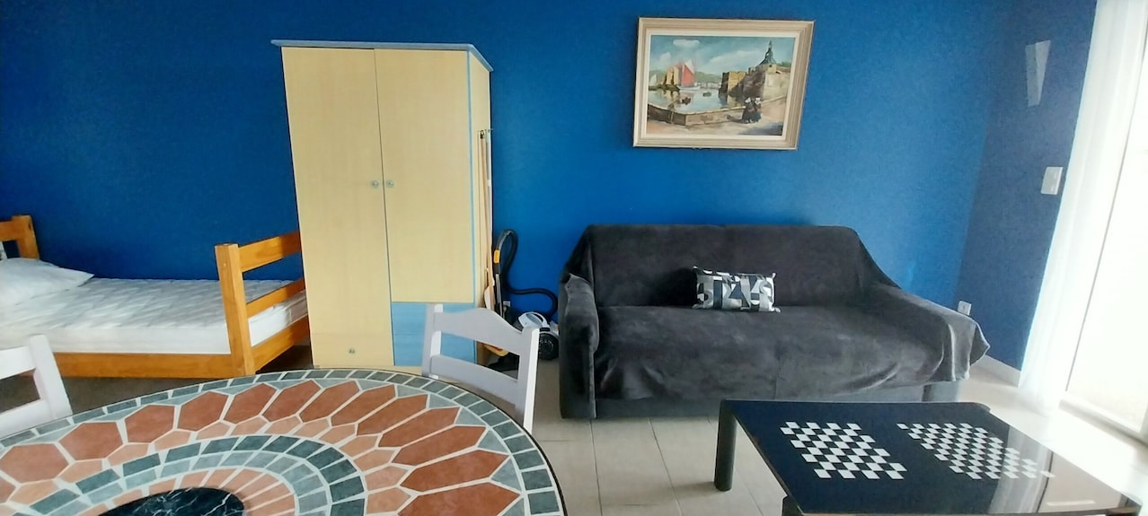 Studio 2/3 People 150 From The Beach - Damgan