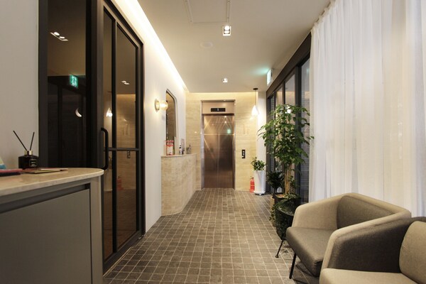 Seven Bricks Hotel - Yeosu-si