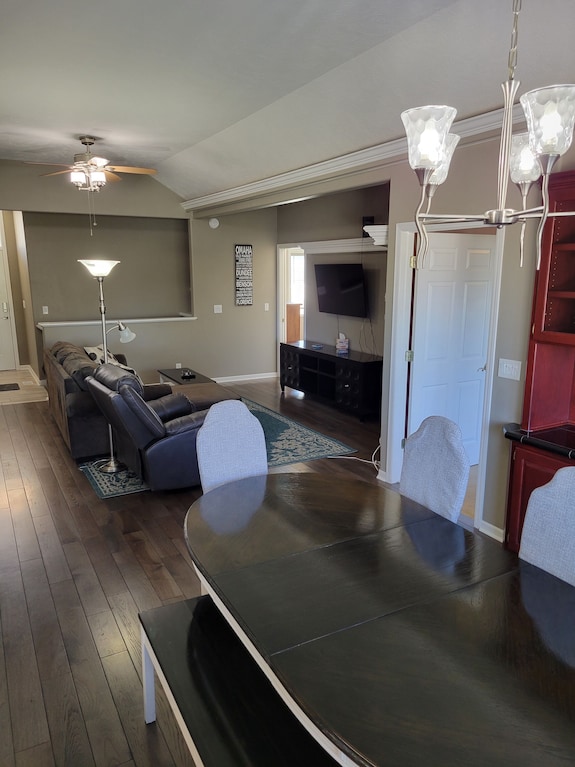 Quiet, Modern Home Close To It All - Nebraska