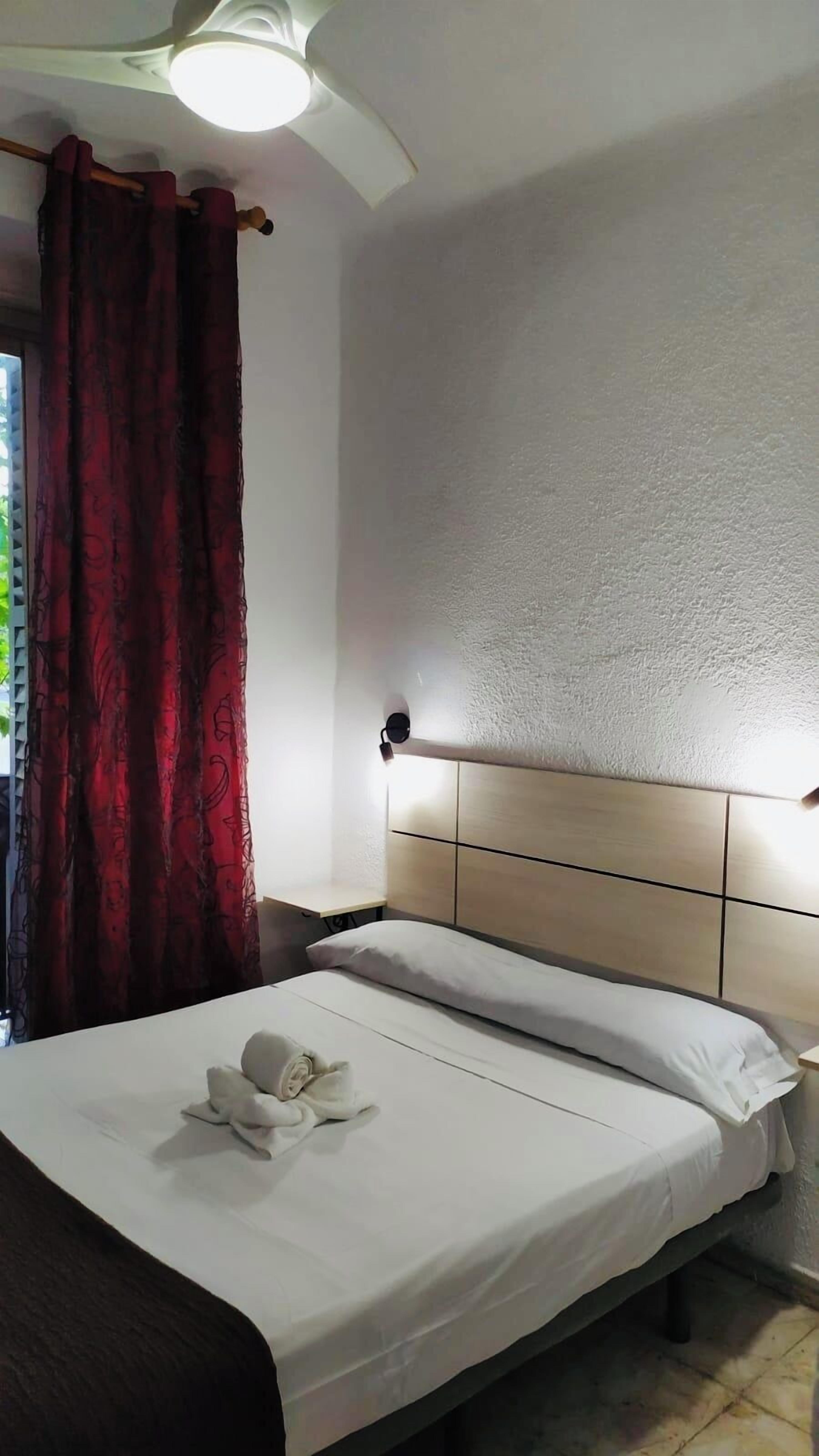 Quarto Duplo ou Twin, casa de banho partilhada | Wi-fi grátis 