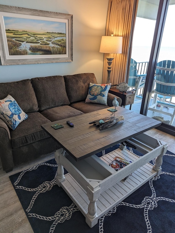 Beach Dreams \N2nd Floor Best View Watch The Waves Roll In From The Living Room. - Murrells Inlet Beach