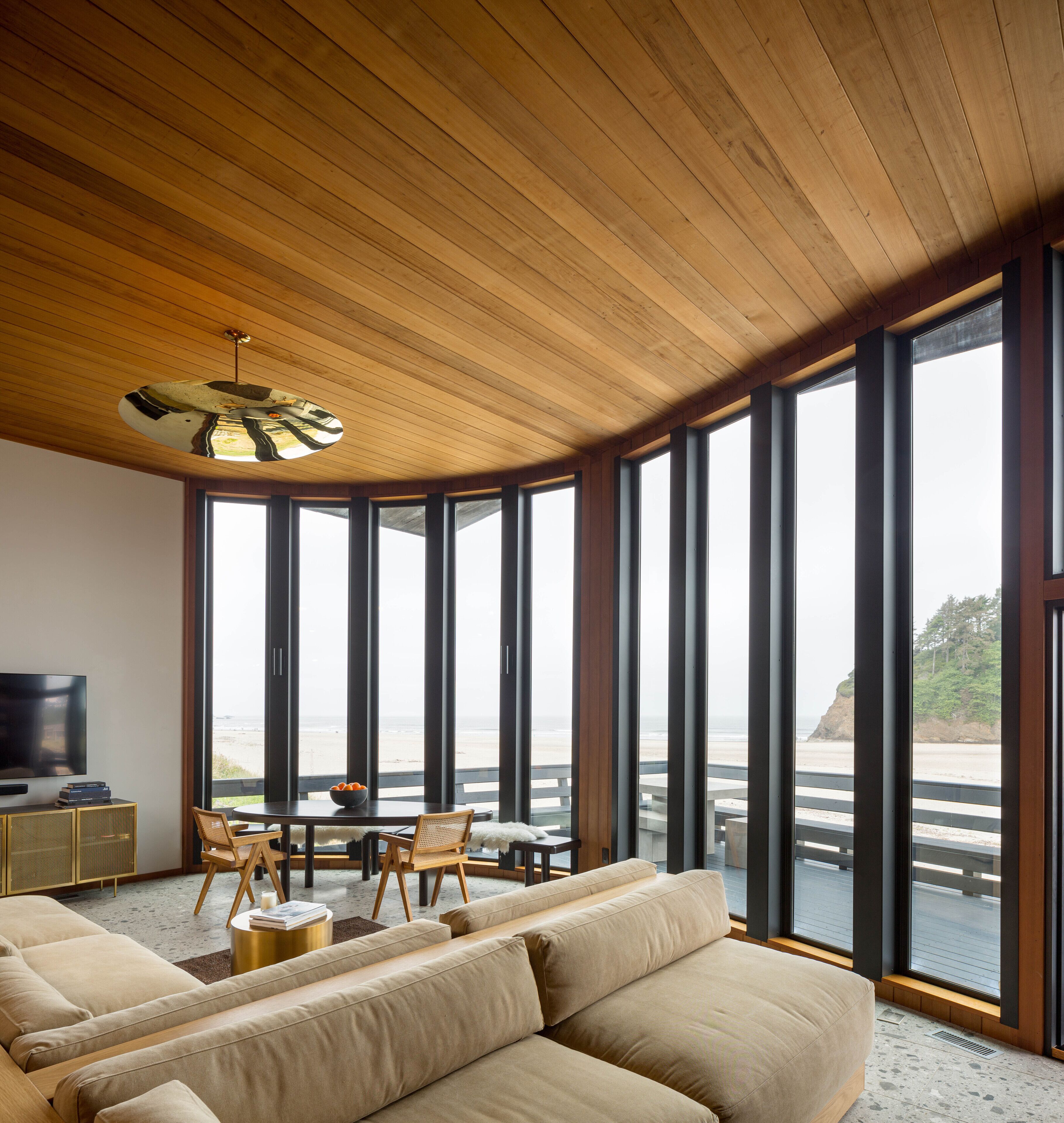 11 Oceanfront Oregon Coast Vacation Rentals | TravelAwaits