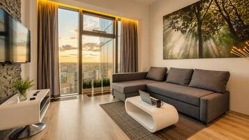 Suite Standard, 1 quarto, ar condicionado, Vista para a cidade | Roupa de alta qualidade, com decoração personalizada