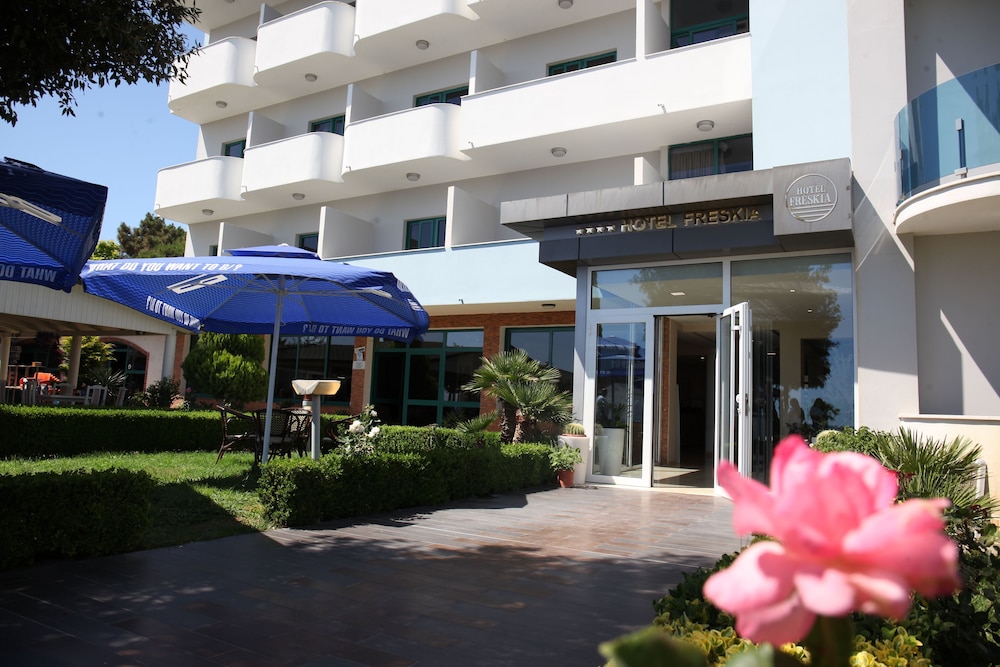 Hotel Freskia - Velipojë