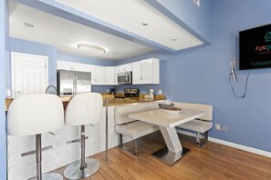 Casa (5218 Beach Drive C) | Fachada