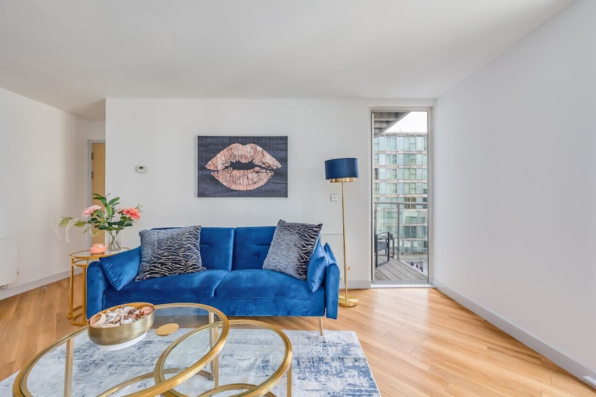 Stunning City Centre Apartment Balcony Free Parking Fast Wifi Self-check-in Yoko Property - Milton Keynes