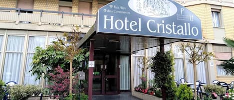 Fachada da propriedade