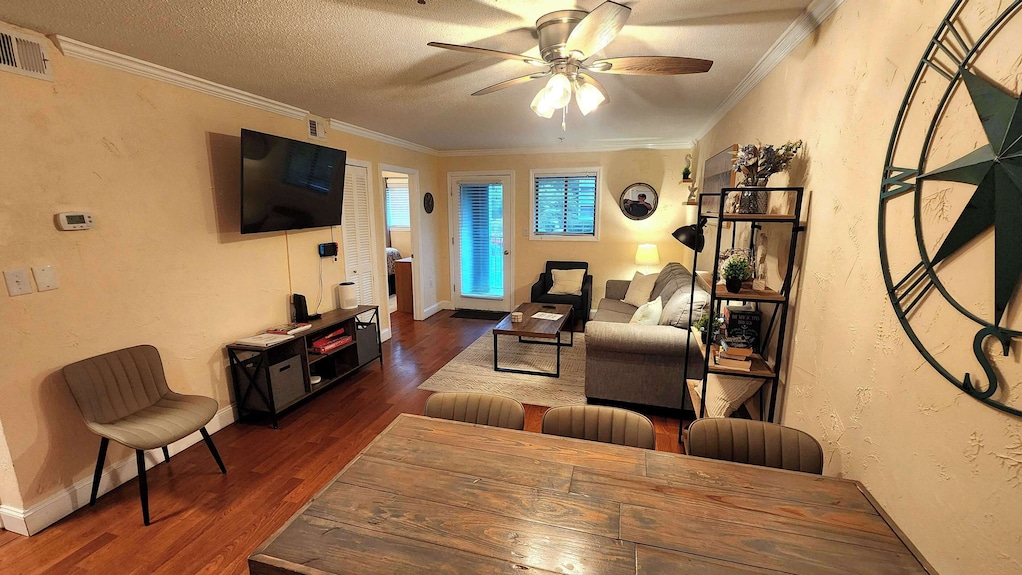Newly Renovated Hilton Head Resort Beach Condo - 2 Bedroom - Private Balcony - Singleton Beach, SC