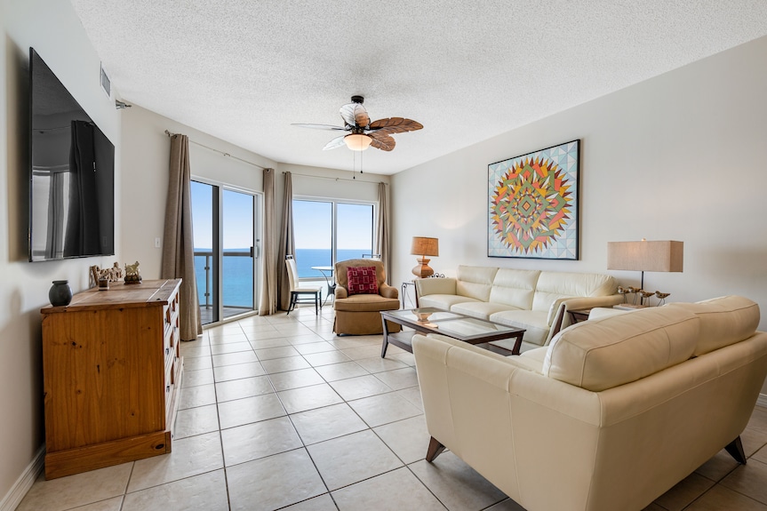 Oceanfront Condo W/free Wifi, Central Ac, W/d, Shared Hot Tub, Outdoor Pool, Gym - 펜사콜라 비치