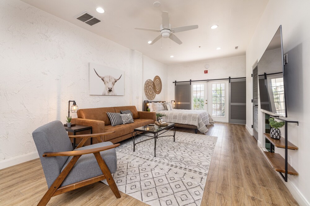 Studio | Amira Resort 1 | Relaxing Southwest Boutique Resort | Walkout To Pool - Utah