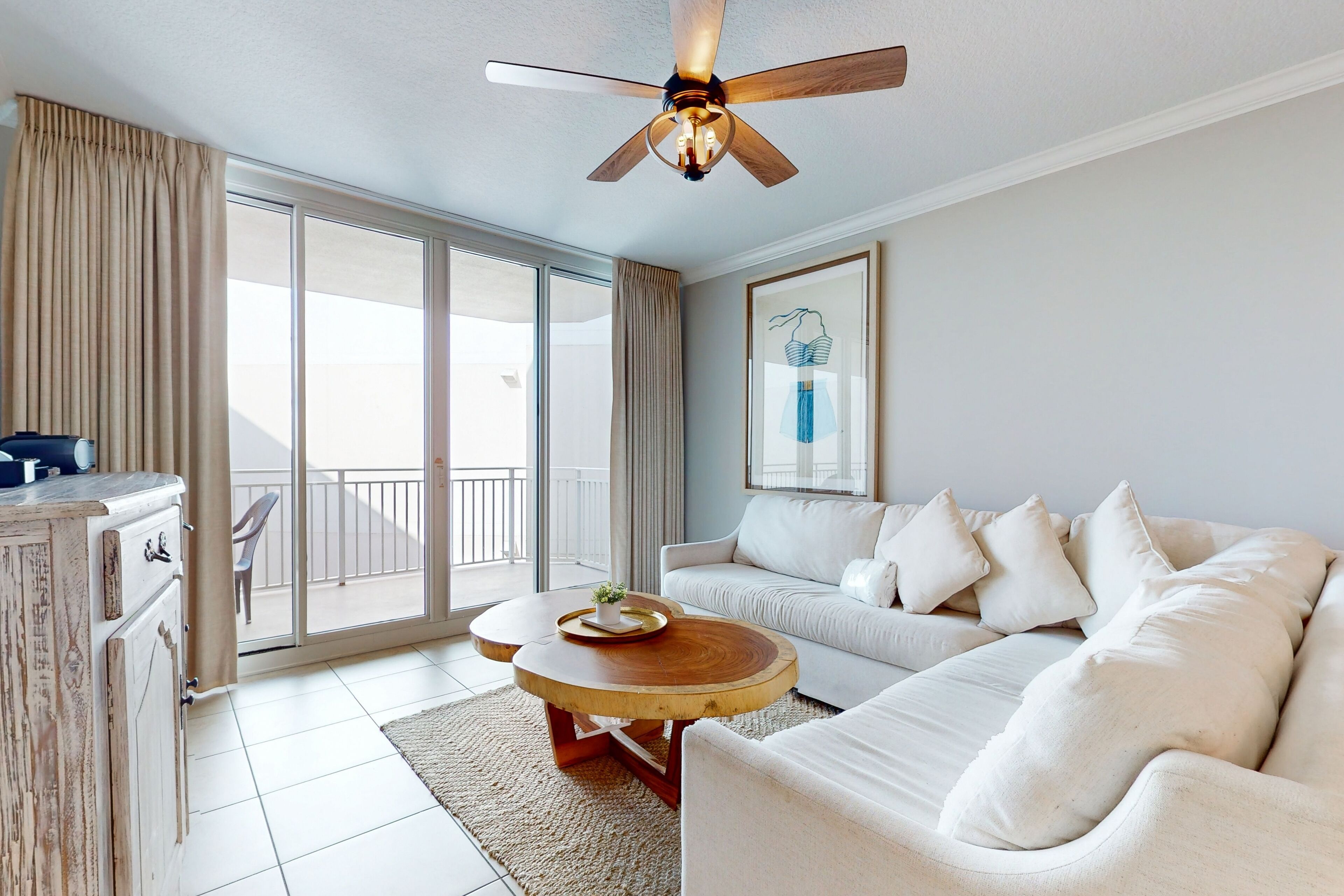 Inviting, Beach-chic Condo On Okaloosa Island 490 Feet Of Private Beach - Fort Walton Beach, FL