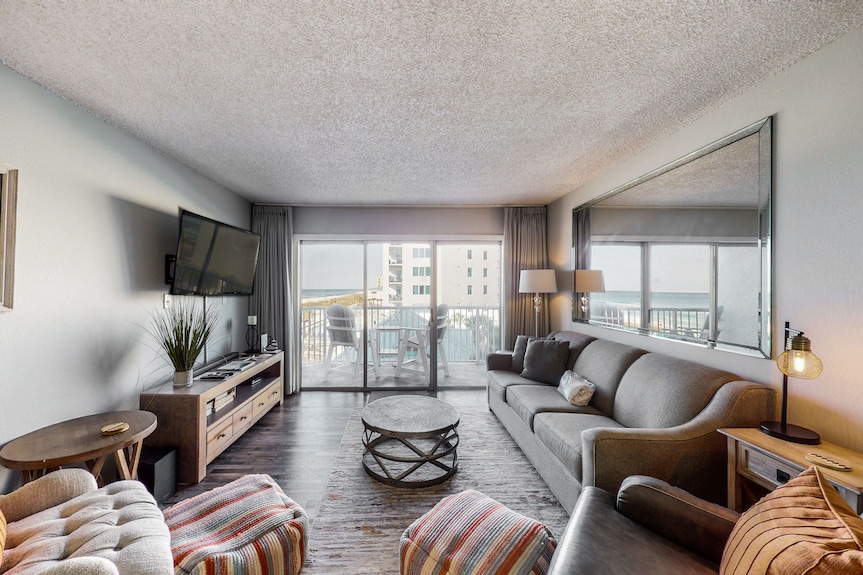 Fourth Floor, Cozy Oceanfront Condo W/ Pool Access, Ocean View - Fort Walton Beach, FL