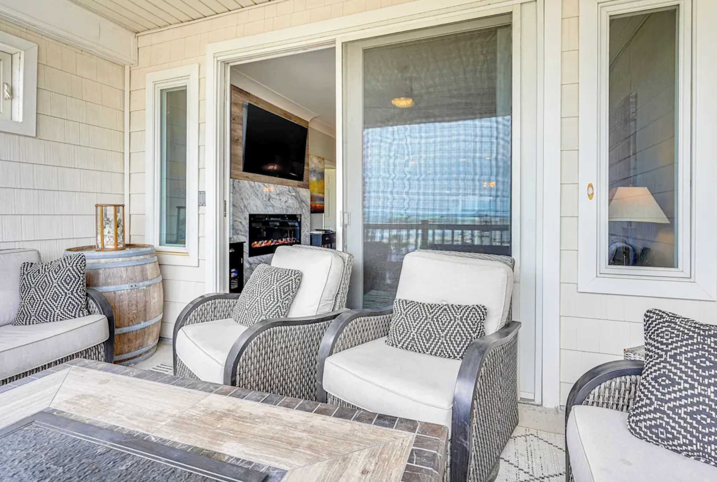 San Souci By The Sea - Your Folly Beach Oasis - Folly Beach, SC