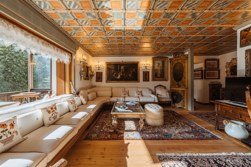 Luxurious Apartment With Large Balcony And Beautiful Mountain View - San Vito di Cadore