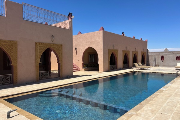 Piscina interna, piscina externa