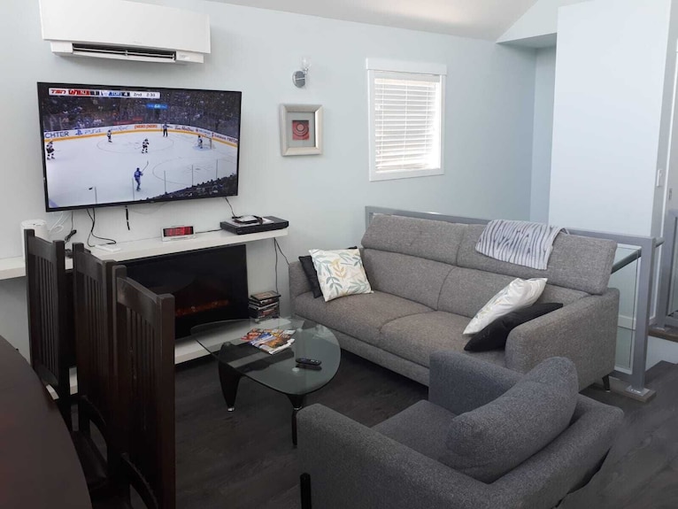 "Together On The Lake" At La Casa Resort - British Columbia