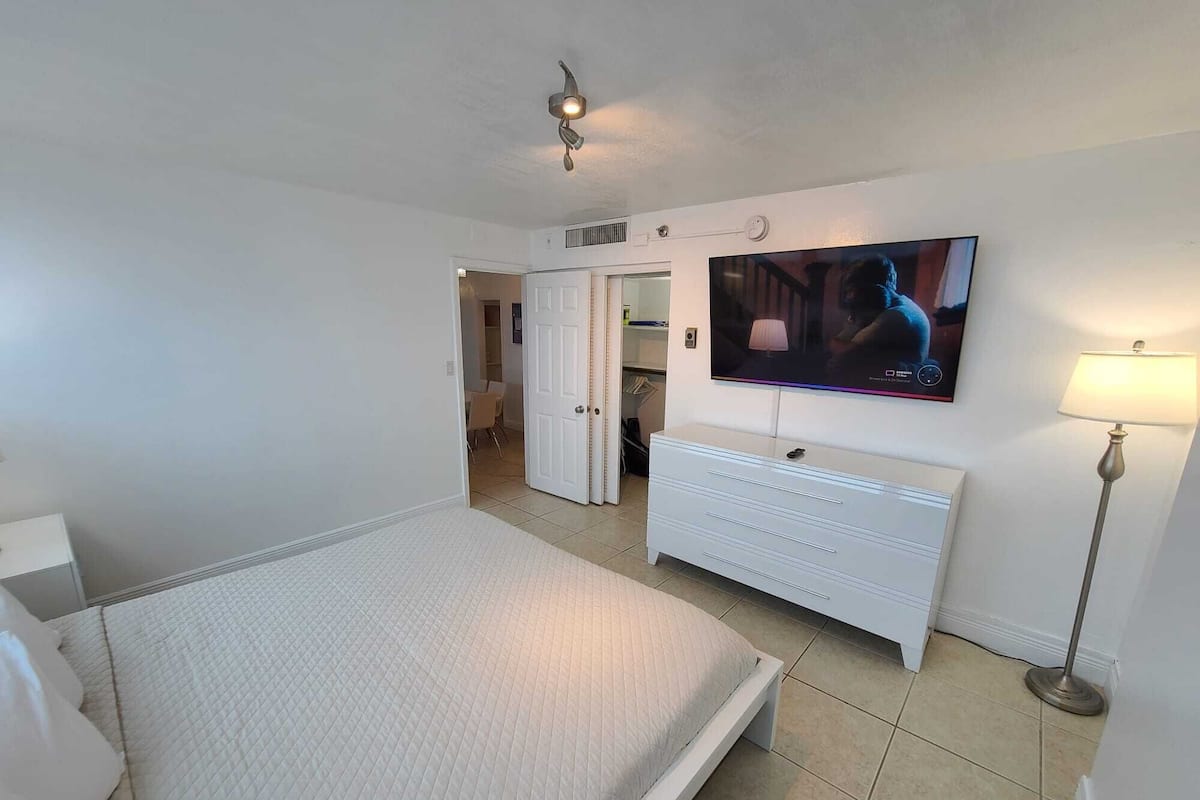 Condo | 1 quarto, quartos à prova de som, ferros/tábuas de passar roupa