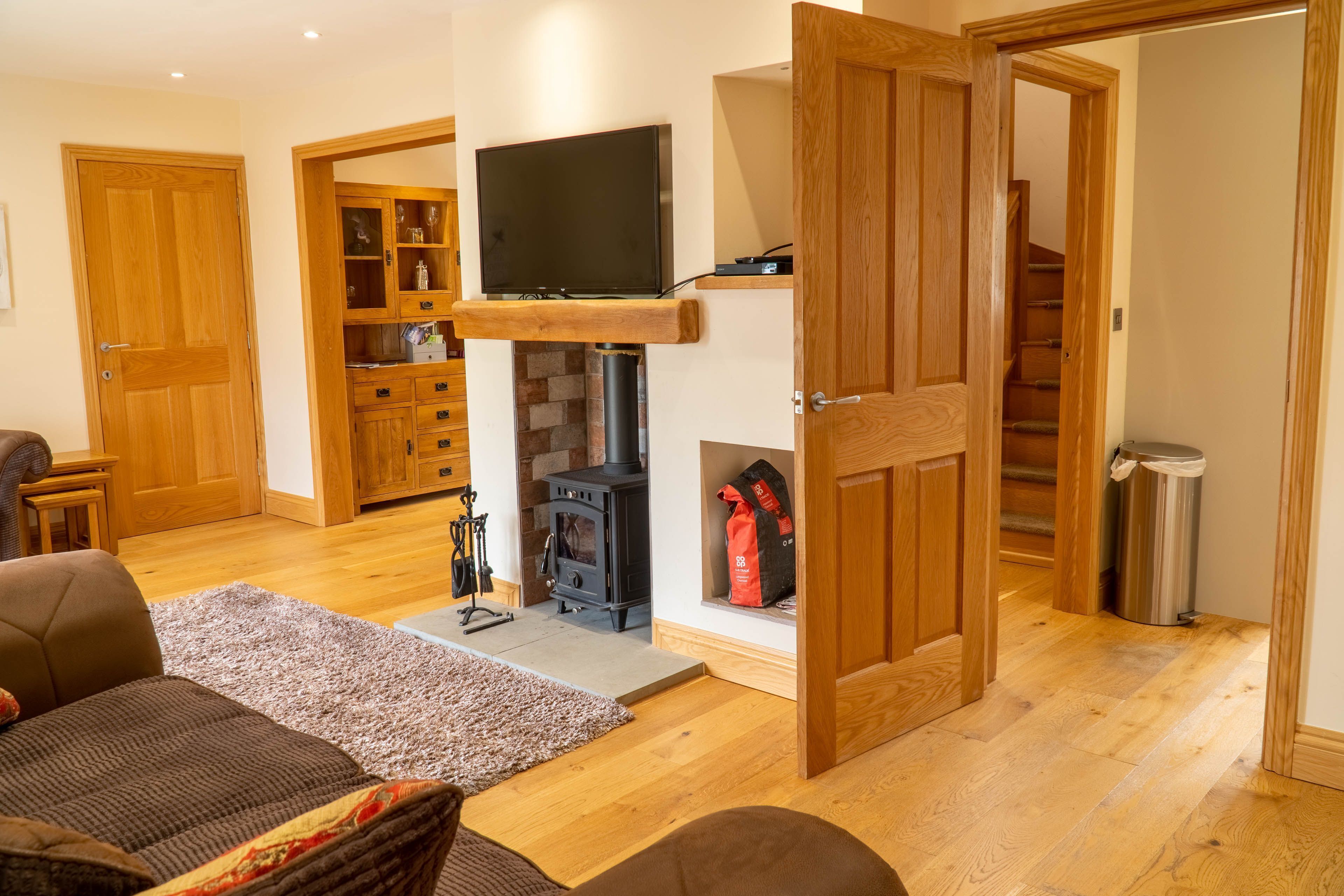Primrose Cottage -  2 Bed Cottage With Hot Tub, Walk To The Beach. - Ulverston