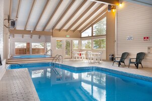 Apartamento em Condomínio Fechado, 2 quartos | Piscina