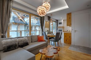 Apartamento, 1 quarto | Sala de estar