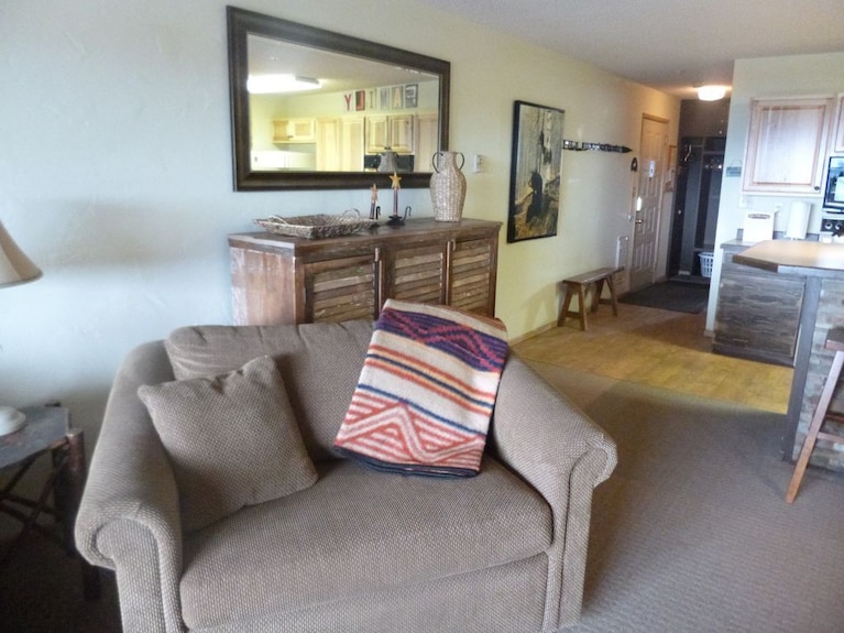 Ski In Ski Out Condo - Montana