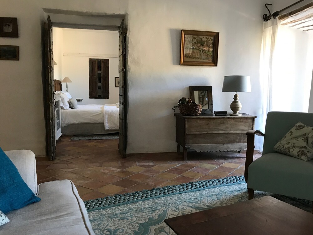 House La France - Ramparts & Riverside (Sleeps 2) - Lagrasse