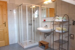 Apartamento (Klatschmohn) | Banheiro | Toalhas de banho 