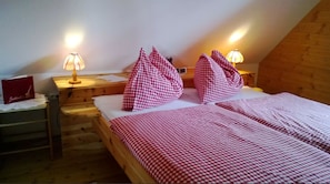 Apartamento (Julia) | Wi-fi grátis, roupa de cama fornecida 