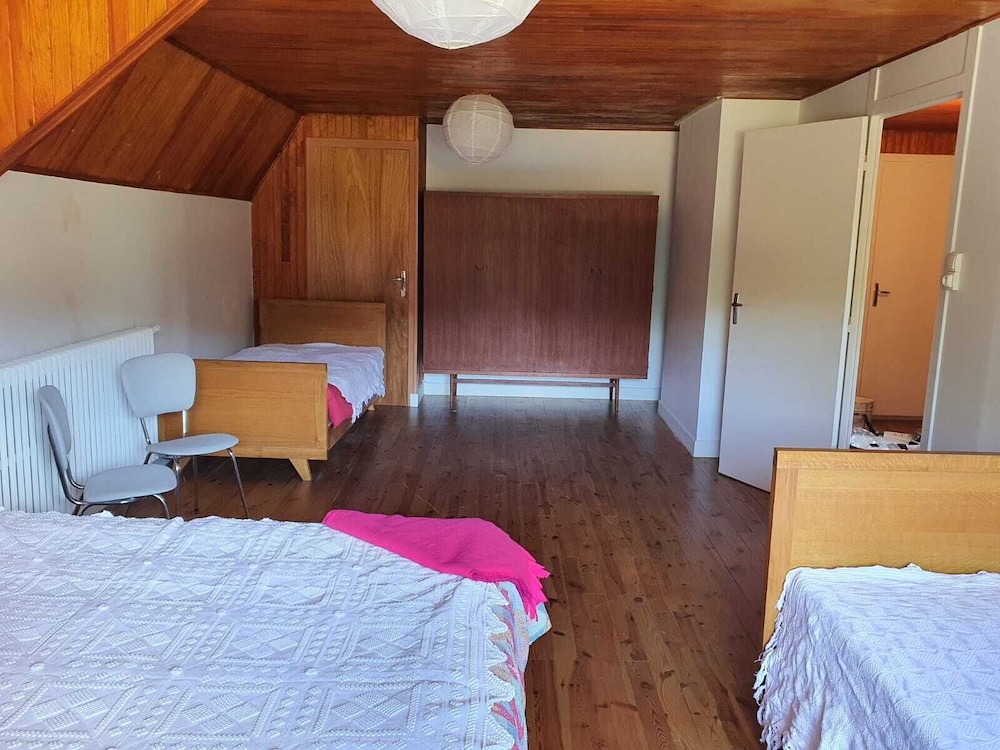 Very Nice House With Land In The Heart Of The Village Le Malzieu-ville - Lozère