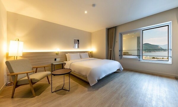 Hotel Yaja Masan Odong - Tongyeong