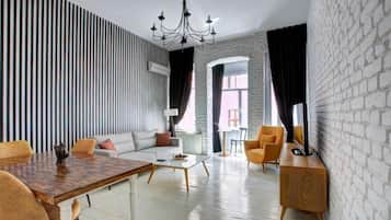 Suíte elite | Frigobar, escrivaninha, espaço de trabalho para notebook