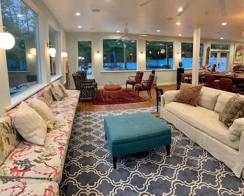 Secluded Water Mill Hideaway - The Hamptons, NY