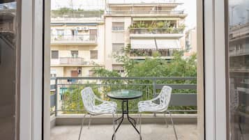 Apartamento, 4 quartos | Vista do quarto