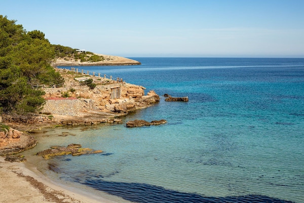 Hostal La Cigüeña - Ibiza