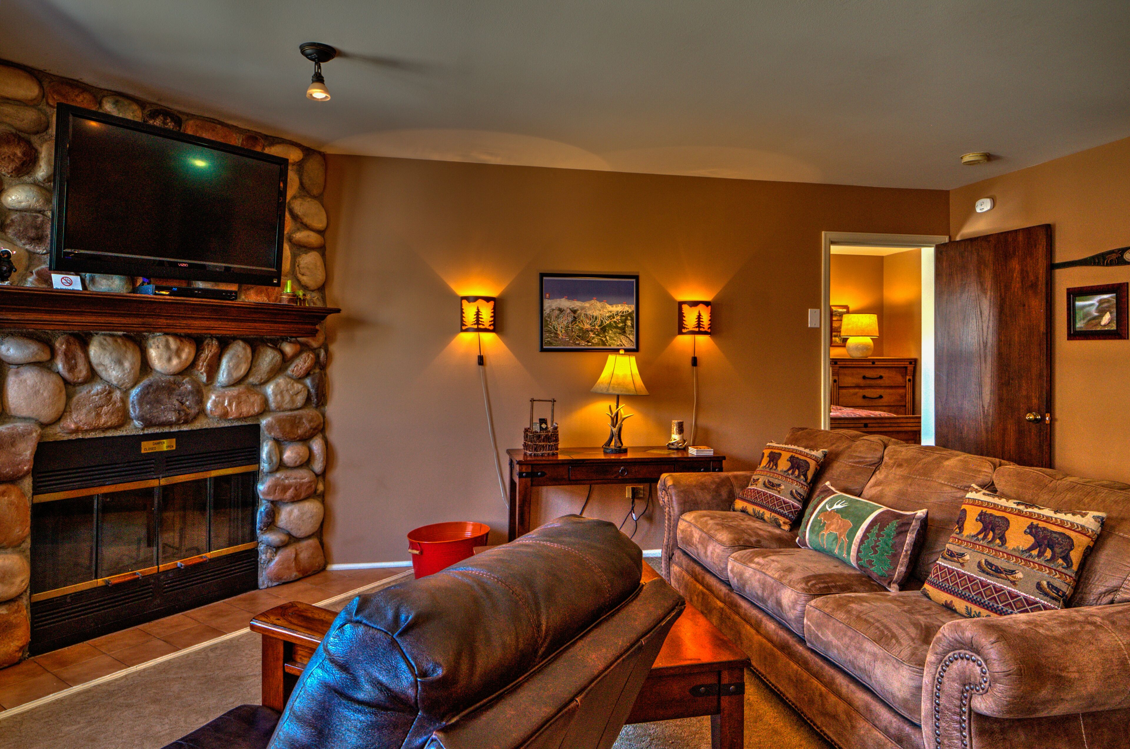 Gem In The Heart Of Breck! Walk To Everything! - Copper Mountain, CO