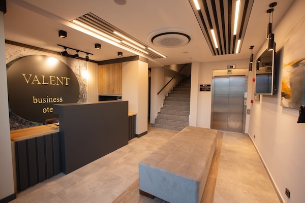 Valent Otel Business - Akçay