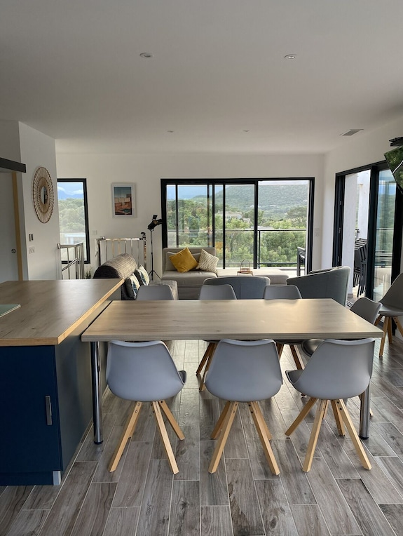 Luxury Villa, 10 Pers, 4bedroom, 4bathroom, Swimming Pool, 5 Minutes Drive From The Beach - Corse-du-Sud