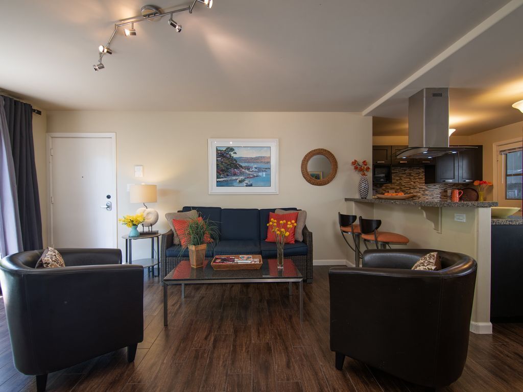Lovely La Jolla Shores Getaway - Easy Walk to Beach! - La Jolla | Vrbo