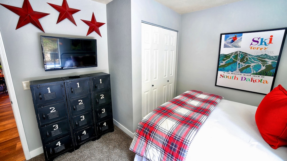 Newly Remodeled Condo At Terry Peak Ski Area With Hot Tub & Pool/sauna Access - 사우스다코타