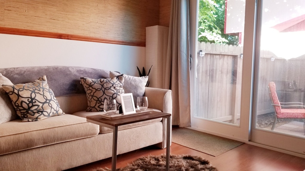 Central Santa Rosa Getaway W/ Private Outdoor Space - California