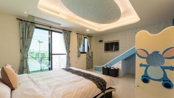 Quarto quádruplo família (A201) | Wi-Fi de cortesia, roupa de cama