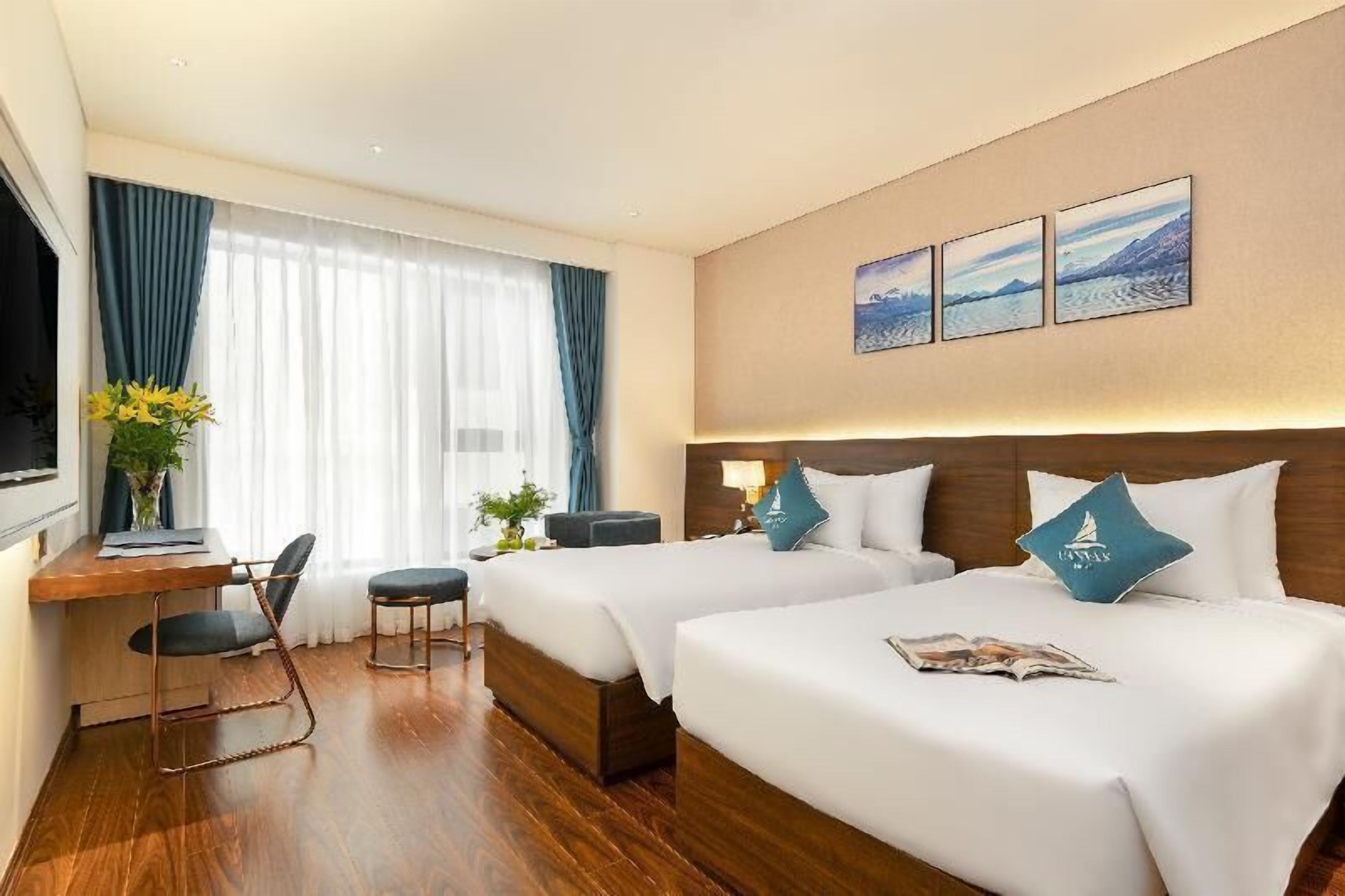 Minibar, cofre no quarto, quartos insonorizados, ferro/tábua de engomar 